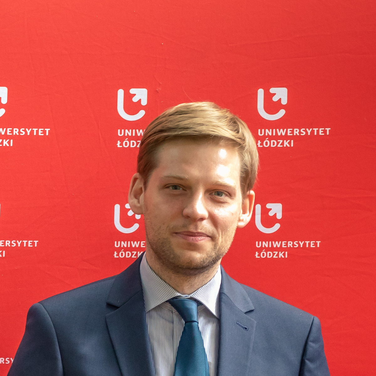 dr hab. Mikołaj Deckert